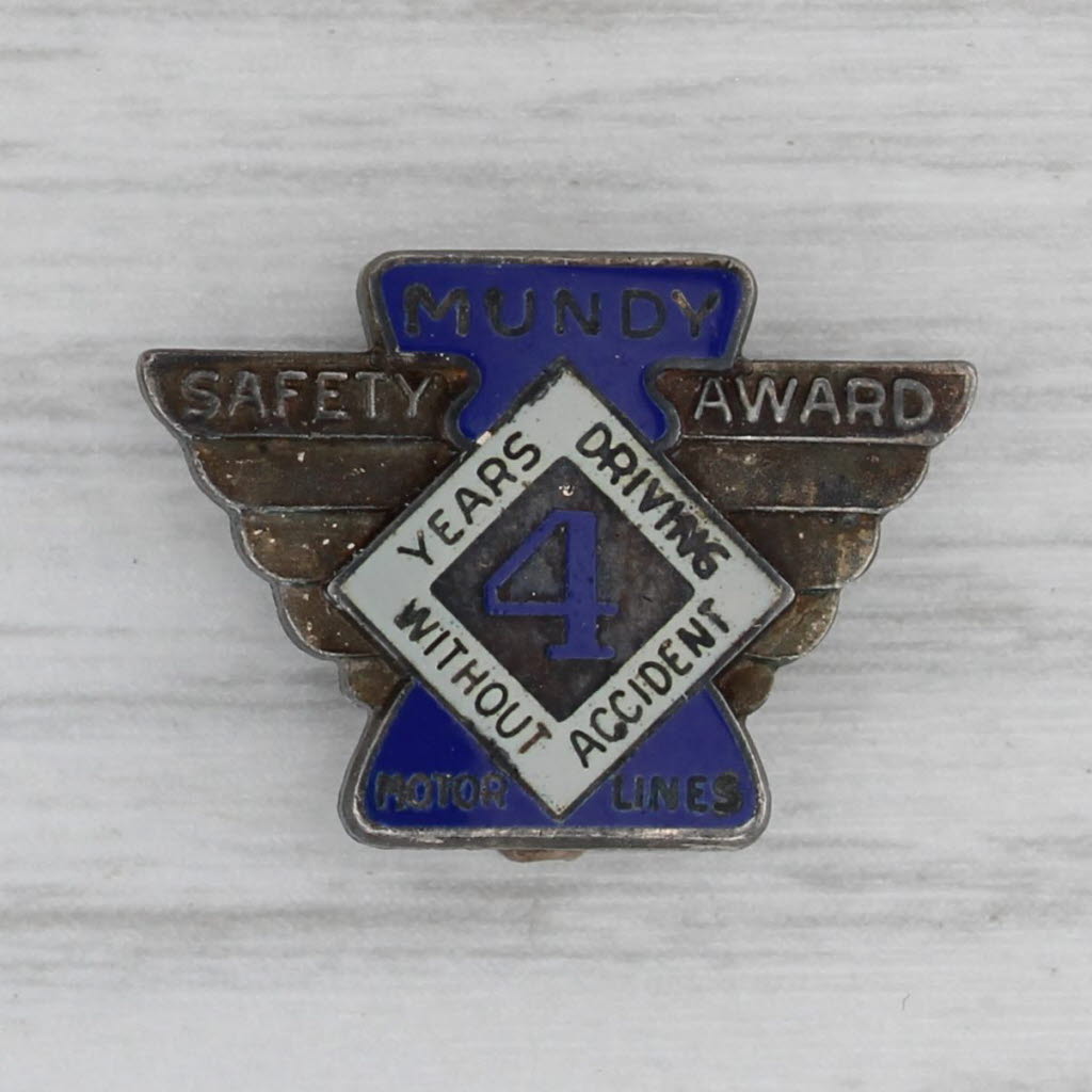 Mundy Safe Driving Award 4 Year Service Pin Sterling Silver Enamel Vin