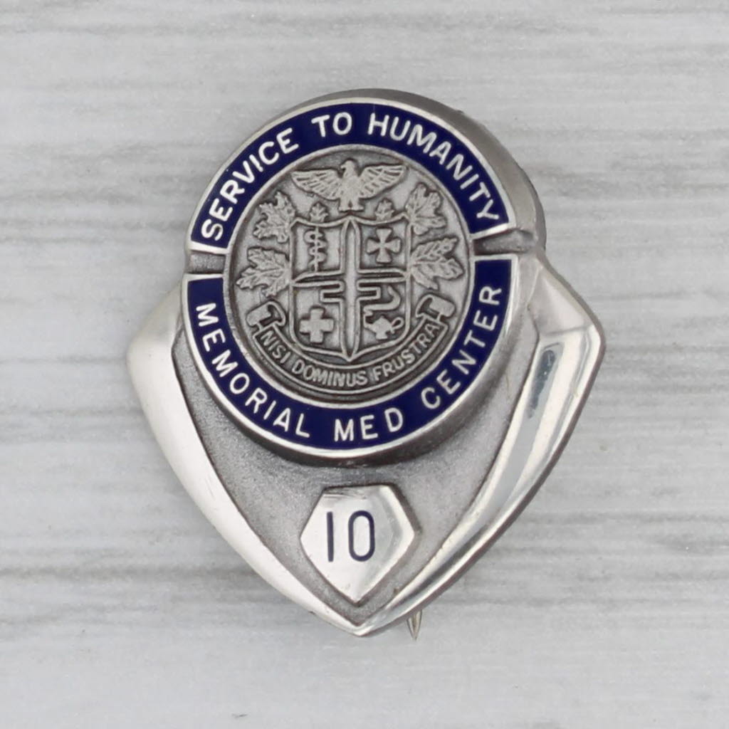 Memorial Med Center 10 Years Medical Service Hospital Pin Sterling Sil